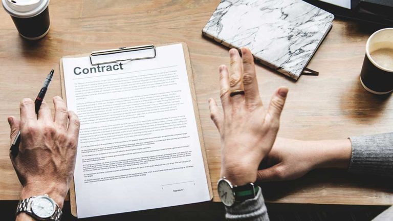 Mengenal PKWT dan PKWTT - SmartLegal.id