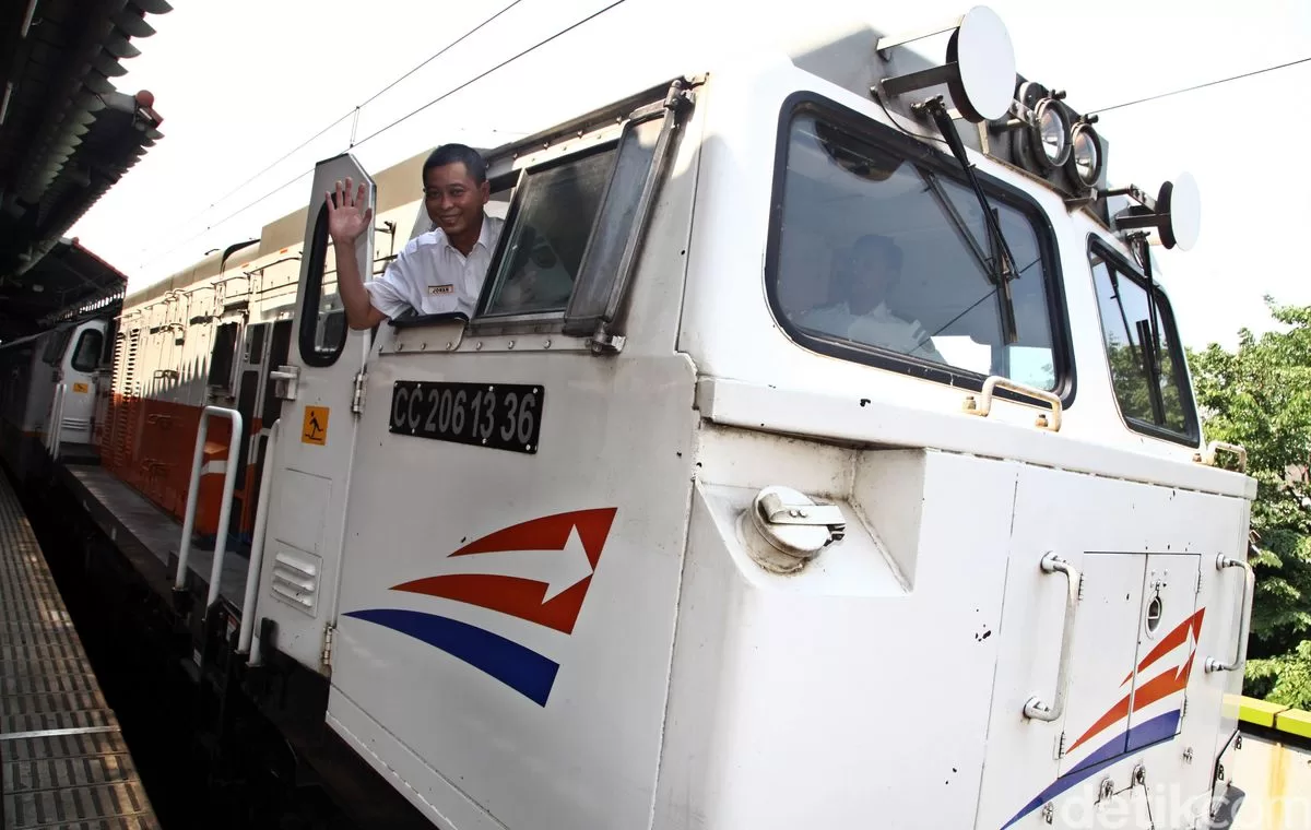 Logo PT KAI Mirip Dengan Logo Kereta Polandia, Kok Bisa?